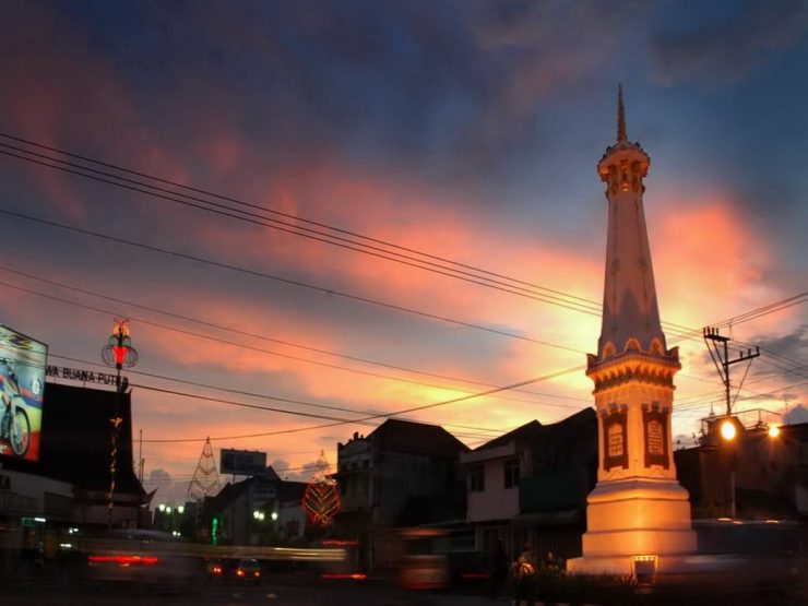 Jogja's City Monument - deCODE