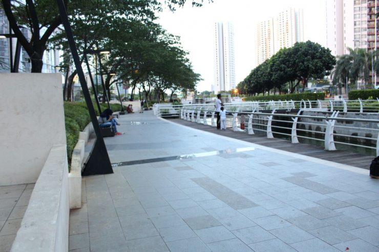 Bukan Hanya Dijadikan Arena Jogging, Kawasan Epicentrum Ramai Dijadikan ...