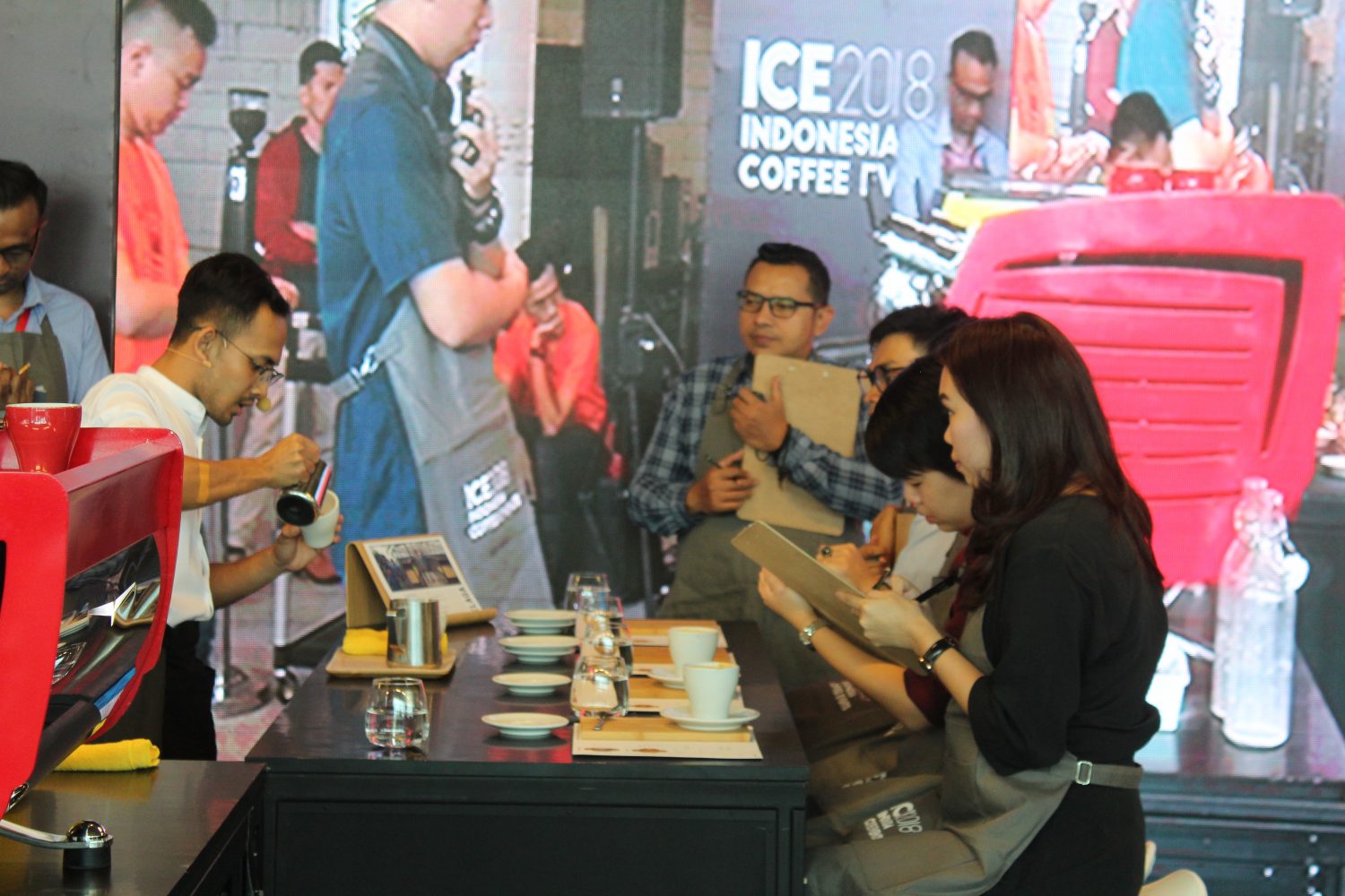 INDONESIA COFFEE EVENTS 2018: Kopi Indonesia Selalu yang Terbaik - deCODE